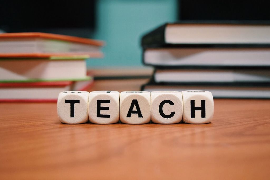 Thinkific Vs Teachable - No-Nonsense Guide To Choosing The Best One ...